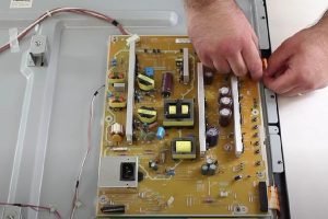 Why Panasonic TV Blinking Red Light [13+ Blinks Solved]